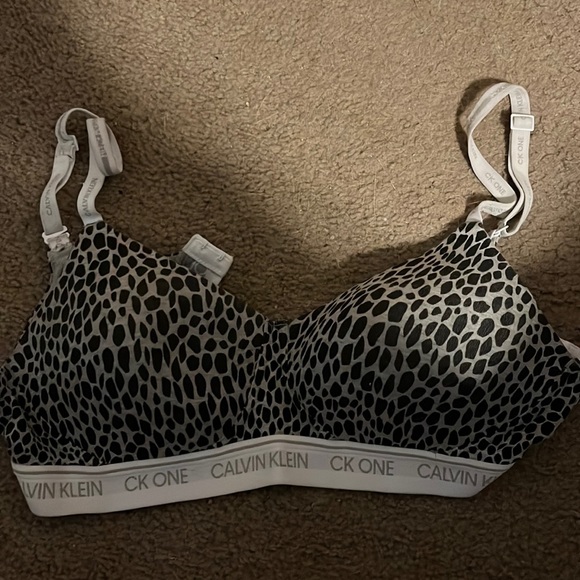 Calvin Klein | Intimates & Sleepwear | Calvin Klien Bra Too Big For Me ...